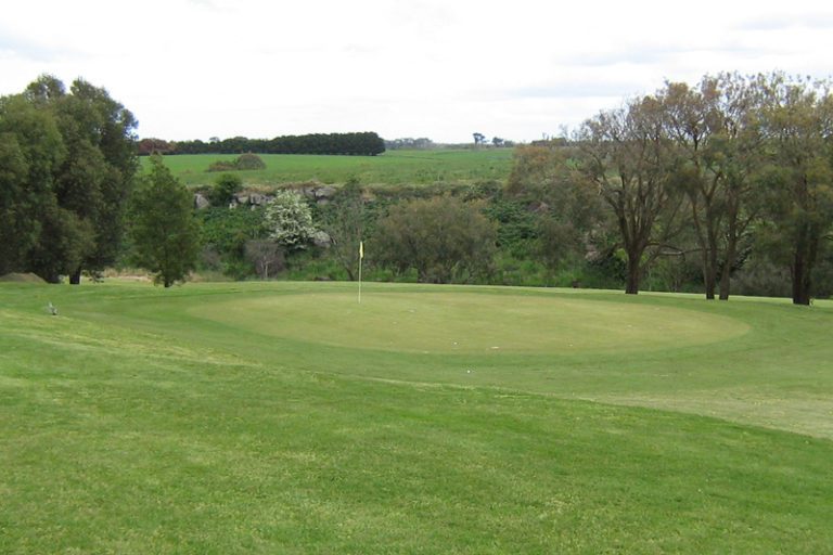 East Framlingham Golf course | Port Fairy Holiday Park